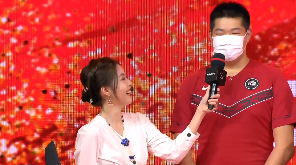 TT送IG赛季首败！Xun实力带队完爆WBG