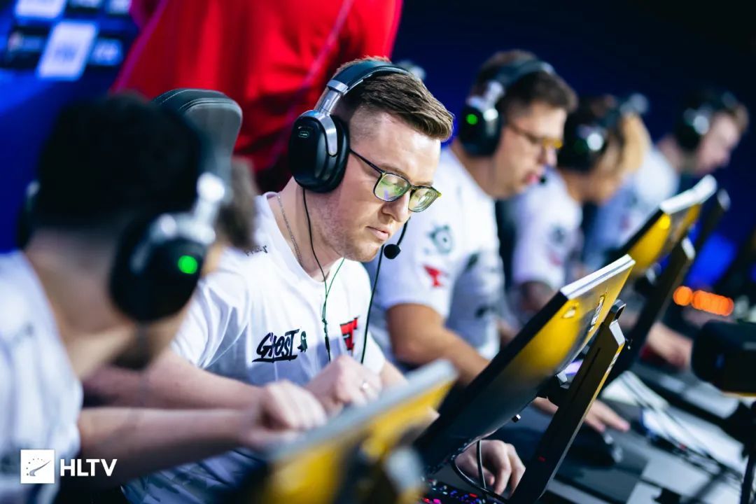 IEM卡托维兹：G2、NAVI、FaZe取得首胜，X队与Outsiders于今晚亮相！