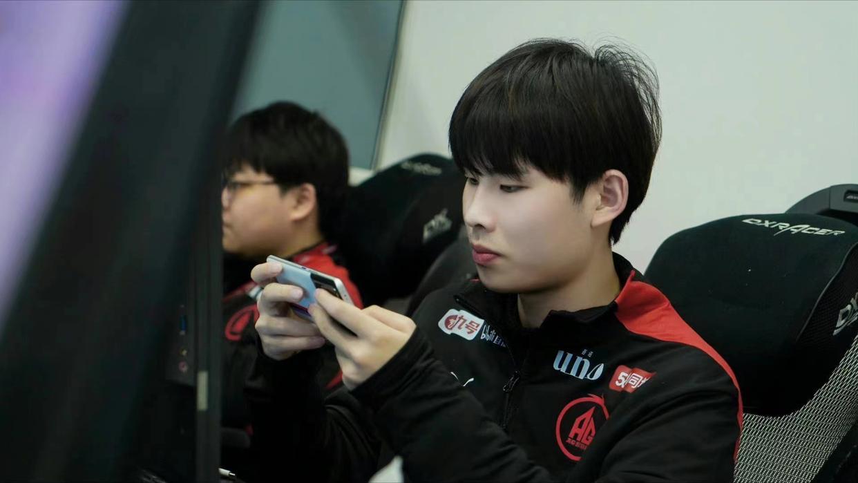 雷霆杯：AG1-3遭DRG完虐，一诺、未央双双低迷，长生被吹过头了！