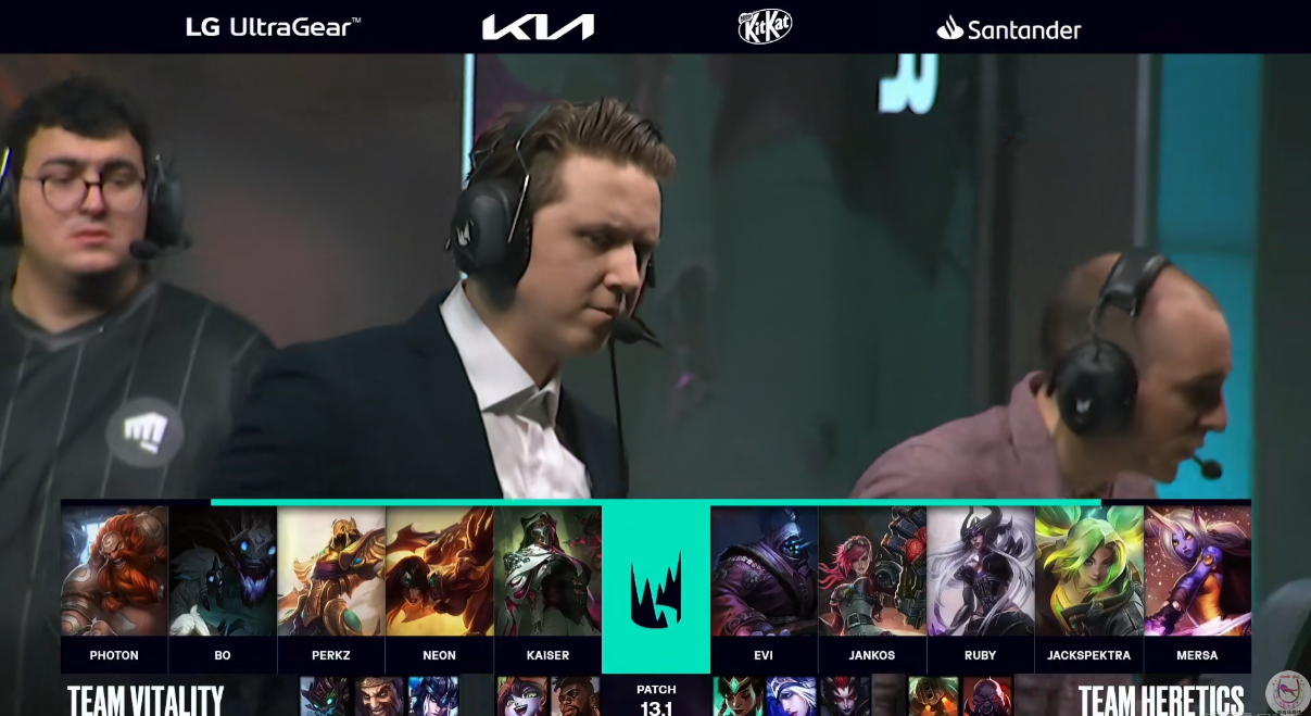 Bo两局千珏助VIT击败TH晋级！上单大腿拿下MVP