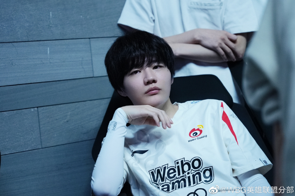 【每日一撸】YSKM细心回复每一封粉丝信件；Doinb保持状态偷偷……