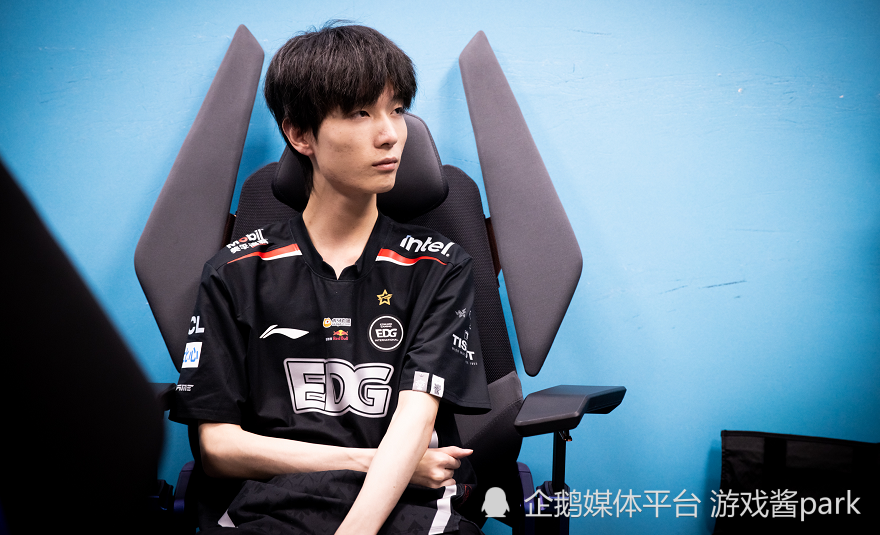 LPL选手最新合同库曝光！Wei、JackeyLove、xiaohu都续约了3年