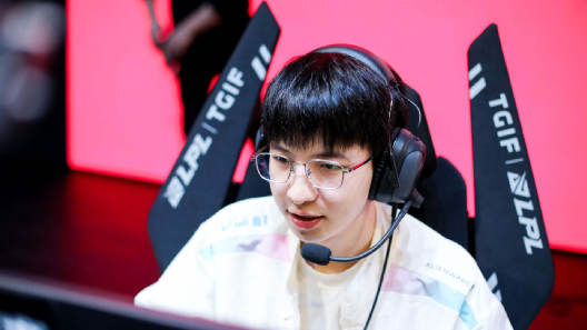 【春季赛季后赛专访】BLG.Elk：希望我们可以在BLG创造记录。