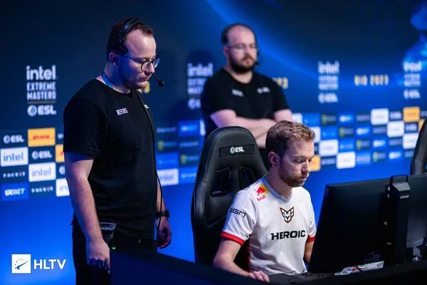 东道主FURIA与C9会师胜者组决赛！晚上22：00 银河战舰迎战小蜜蜂进行生死战