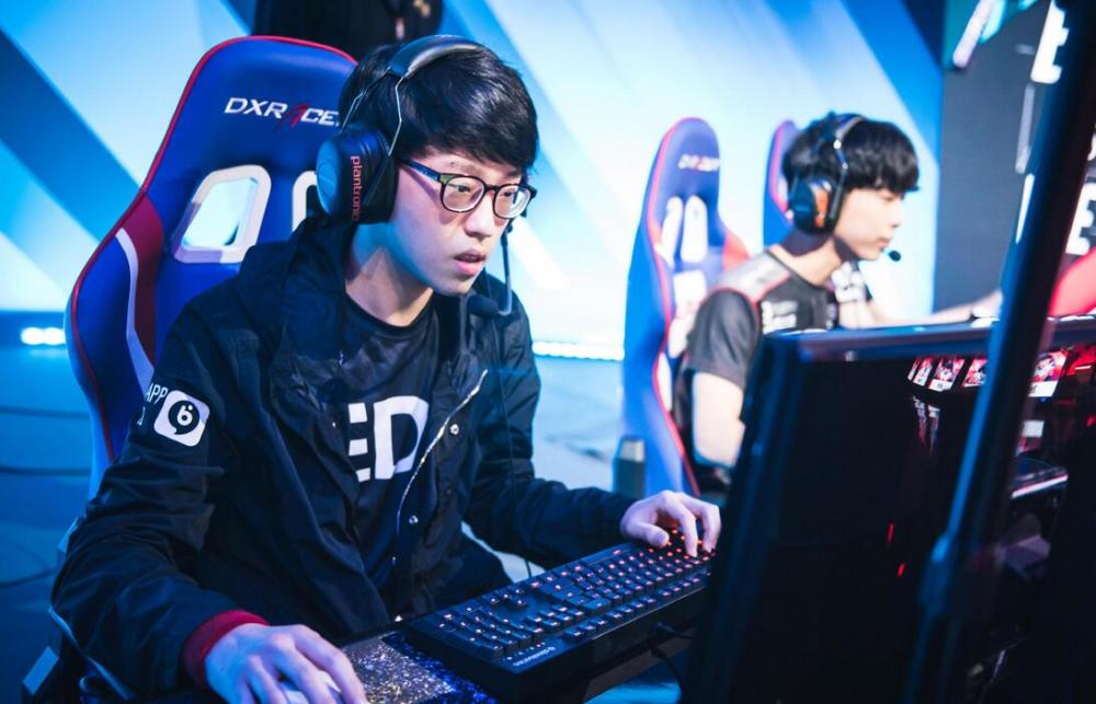 EDG四连败状态堪忧，西部第二都要不保了，是否后悔放走了阿光？