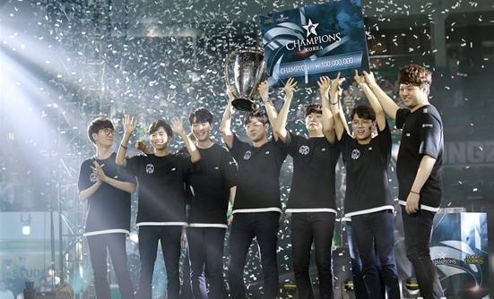 还真的是一物降一物，GRF夏季赛双杀KZ，网友：悲情的KZ，现在内外战都不行了