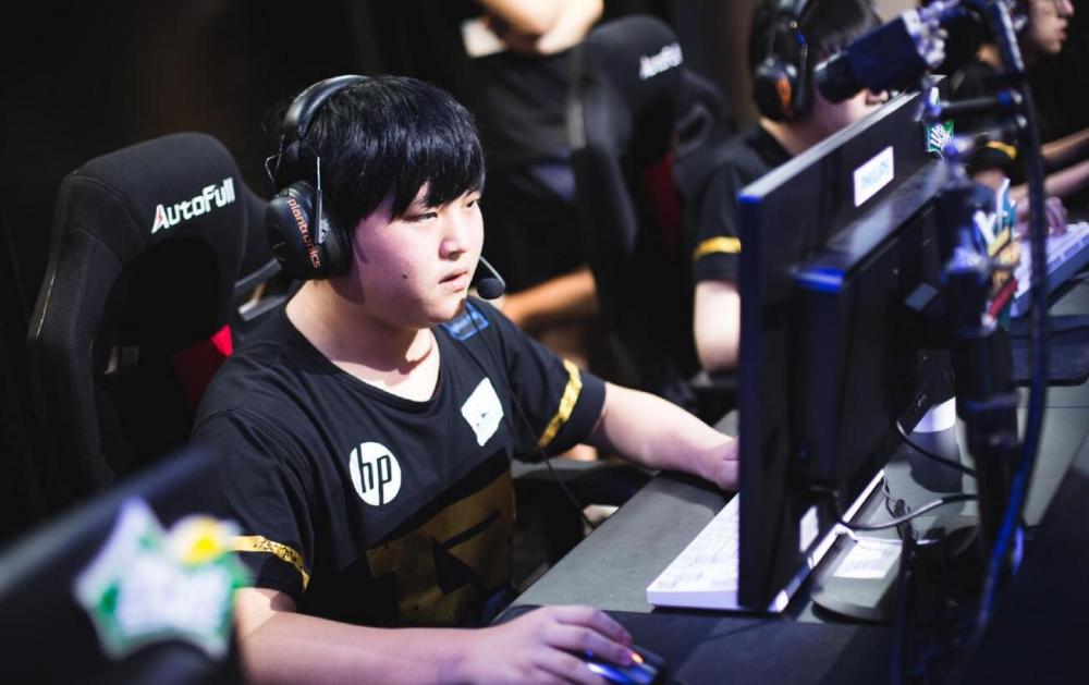 拆队狂魔要被坐实了吗？uzi或将让RNG的夺冠阵容支离破碎