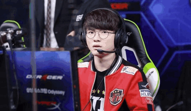 纵观夏季赛的难兄难弟WE和SKT：SKT已成功上岸！WE却小组垫底