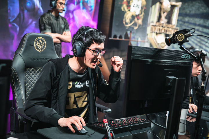 S8打野位置个人能力极强的三名选手，mlxg的上限是最高的