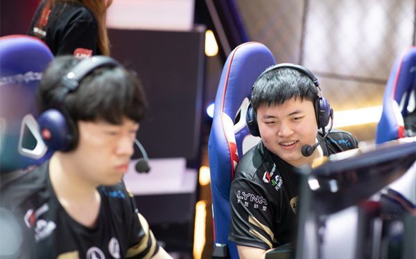 今年的RNG到底比S7提升了什么？这两方面让RNG强势起飞