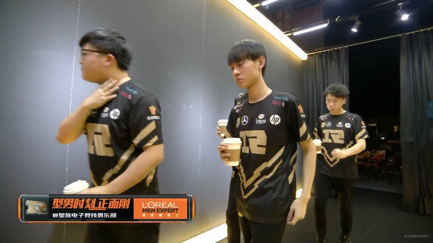 RNG十五分钟速推成功，粉丝道出了真相，原因是到饭点了？