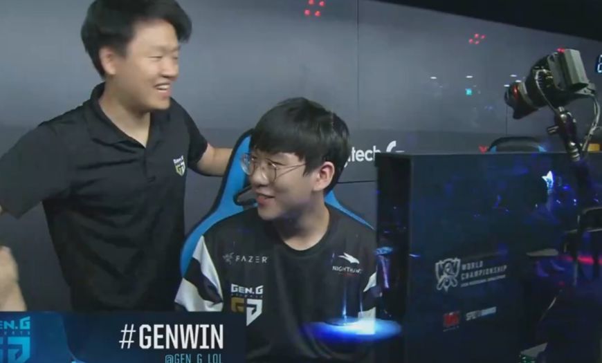 这么真实？SKT无缘S8 教练Kkoma却跳过李哥安慰他人