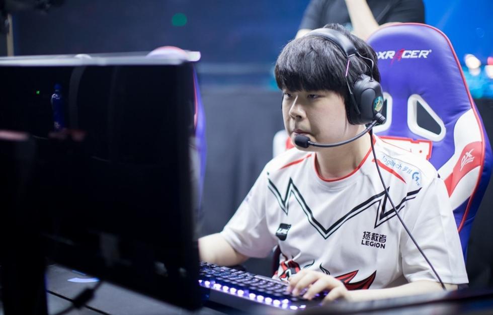 刚夺冠就要被拆散？JDG遭SKT挖墙脚，打野Clid或将离队