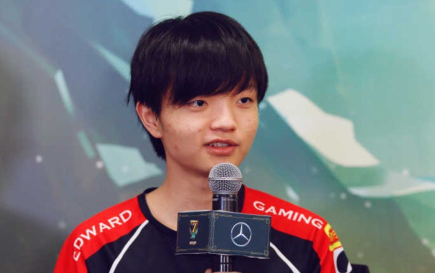 妹扣又想念了羊驼了？采访表示最想跟KT交手 iBoy却直摇头