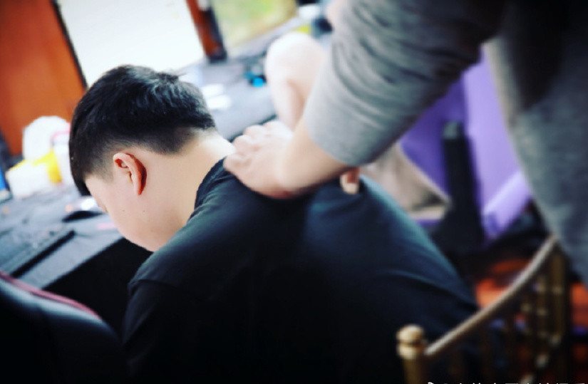 Uzi女友一句话暴露RNG备战情况，网友纷纷表示：RNG稳了