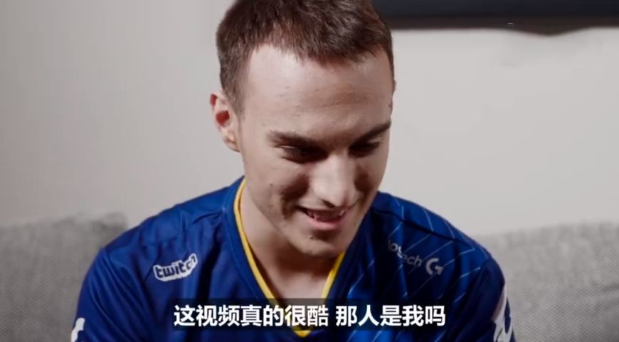 Uzi看到S8宣传片中自己的VN后 大喊出5个字 满脸不相信