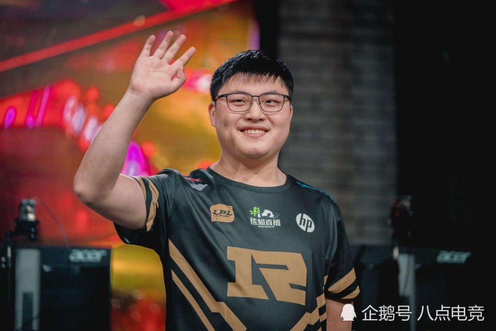 KPL同比LPL相差甚远，单看玩家基数和观赛人数的比例就知道