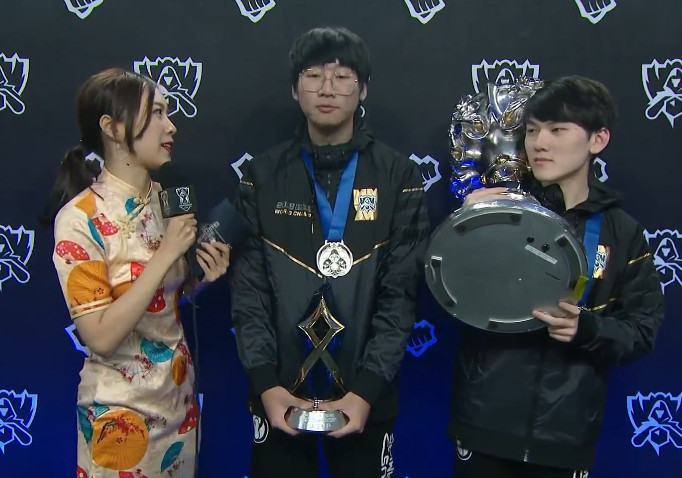 iG拿到S赛冠军，JKL终于能够回应uzi的嘲讽了，真的讽刺