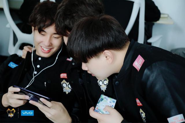 QG上场比赛可以自带两种体系，现在的五虎要比之前更出色