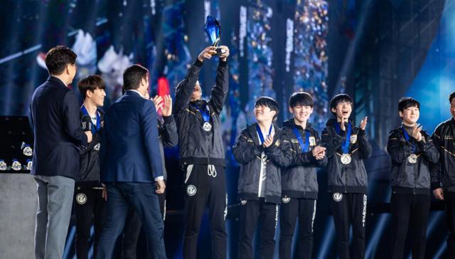 总结LPL三支队伍及未来，RNG不可预测，IG足以称霸LPL