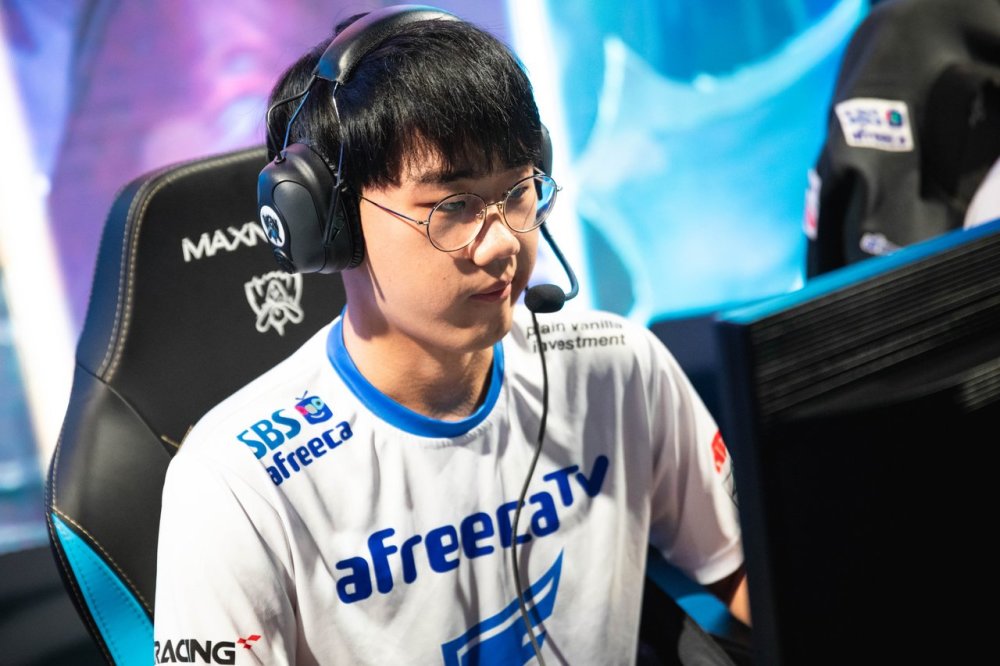 Kuro签约BLG后谈国外生活：中文很有趣，担心饮食习惯！