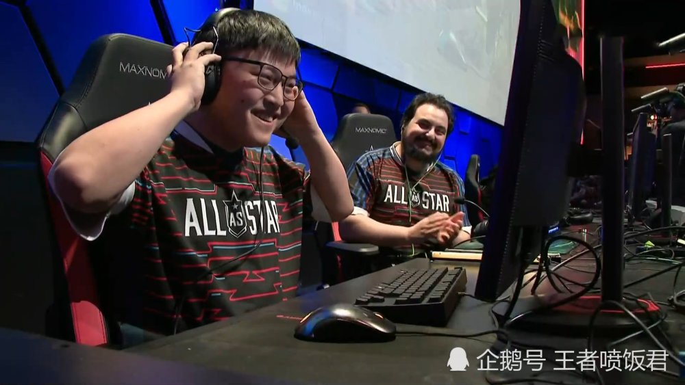 S8全明星：Uzi女枪压30刀击杀对手，再现最强Uzi！