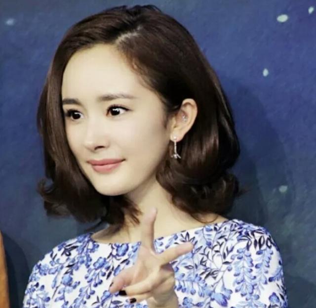 Ai女星杨幂换脸 千图网