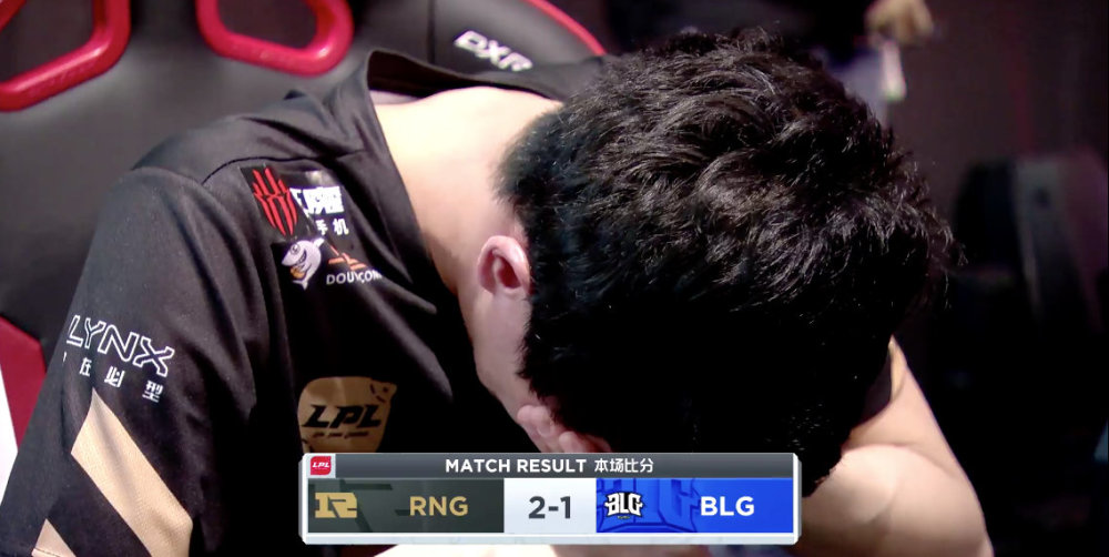 AJ赛后谈karsa被打哭：非常勇猛，不停给我们创造完美团战