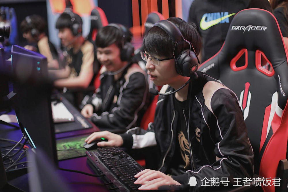 EDG首发Haro，厂长竟成替补！看完海报，一切都明白了