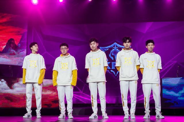 KPL各战队实力梯度排名，T0非RW莫属，QG沦落到T4梯队