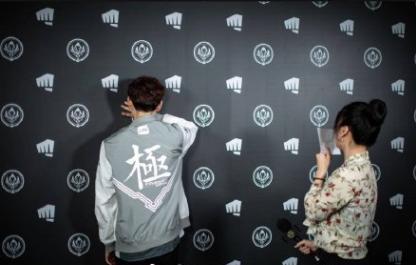 央视网公开点名IG，MSI夺冠难度不亚于S8，上单成最大隐患