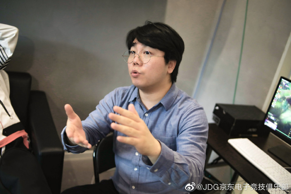 JDG官宣GRF前打野Kanavi加盟，同时Hoome续约！