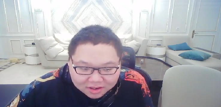 PDD直播谈UZI：人各有命，但是他的故事还没有画上句号！