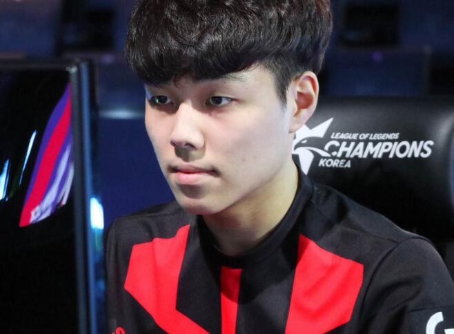 LCK：无冠王者GRF对阵春季赛失意的AF SBG大战HLE