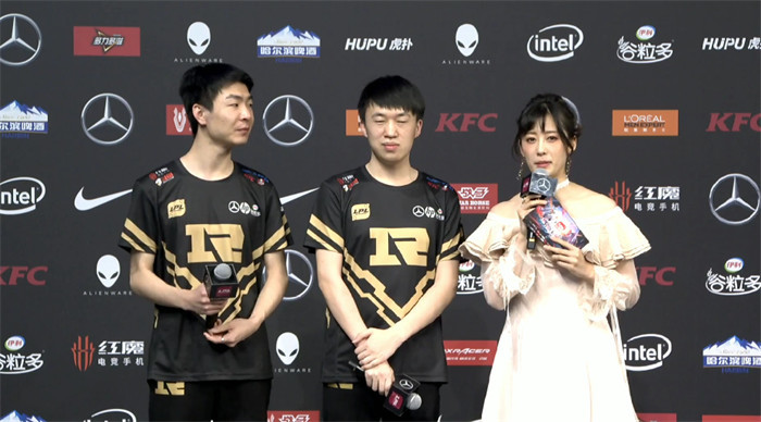 RNG2：0击败VG，小虎：战术护镜增加150％战斗力！