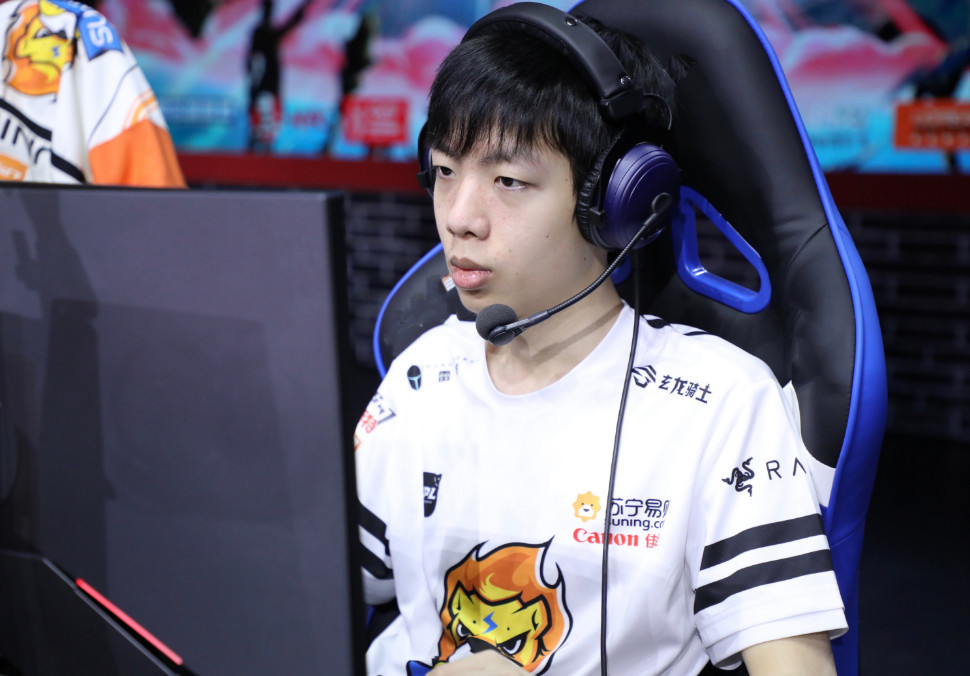 《英雄联盟》：Smlz解锁LPL400场成就，可惜以败局收场