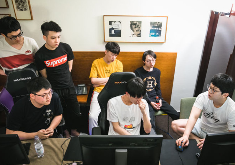 LPL第一赛区坐实！拳头多给出一个S9名额，RNG成最大赢家