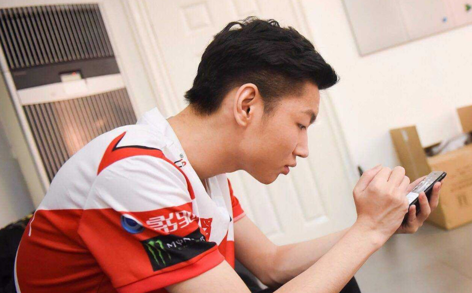 LPL假赛事件又出新瓜？涉事女主持Nara发声：有人在说谎！