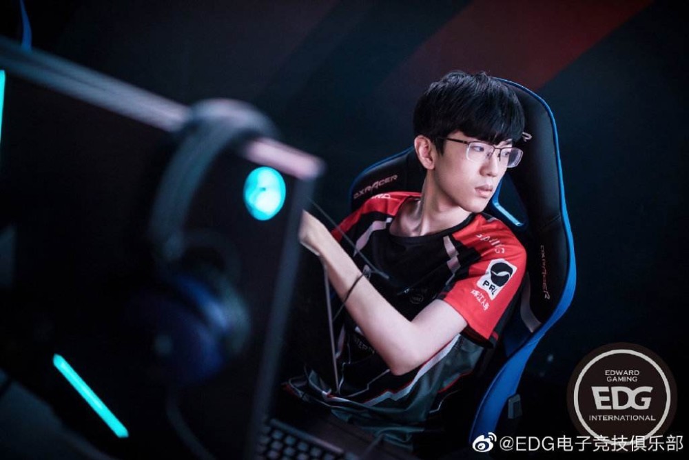 EDG苦吞三连败，难道又要搬出厂长？究竟是哪个环节出了问题？