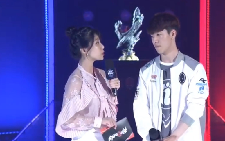 IG战胜SKT打破不败金身，Theshy采访太嘲讽：没准备赢