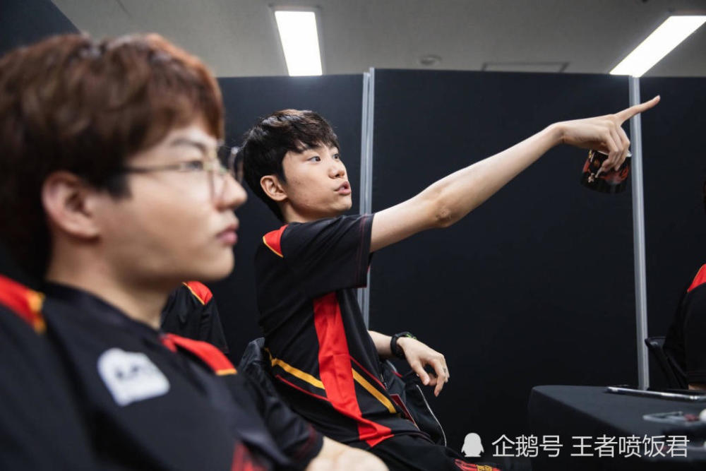 Doinb谈洲际赛失利，落后两个版本，这对LPL太不公平了！