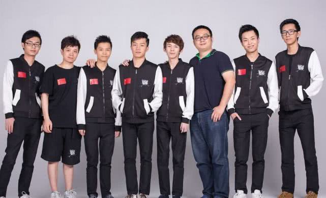 S4赛季最强ADC欲再度归来，这次Uzi还是他的对手吗？