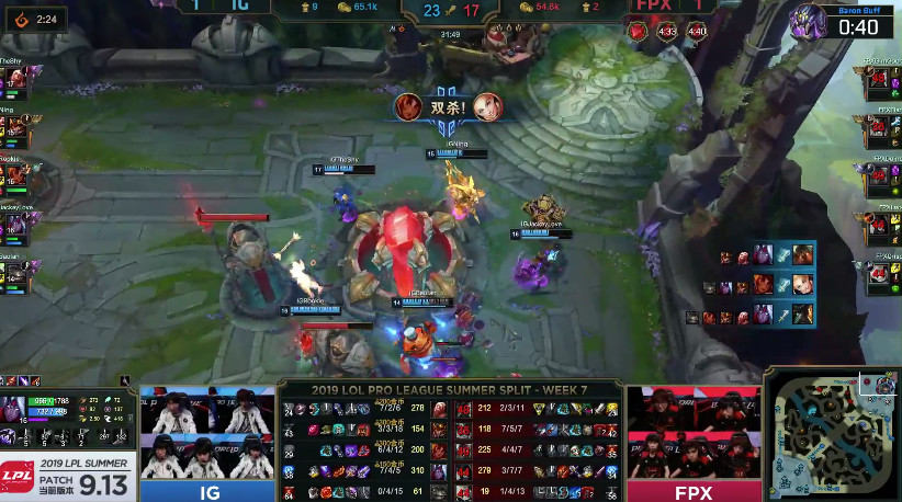 Theshy吸血鬼化身恐怖片男主角，LWX女警毫无游戏体验