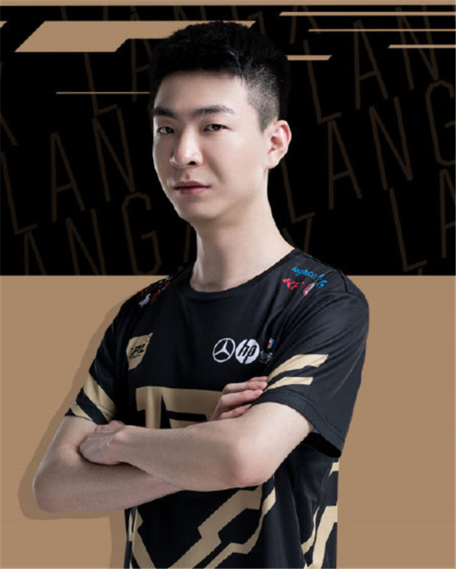IG换乐言后，RNG也换阵容？AJ参与训练赛狼行孤独rank