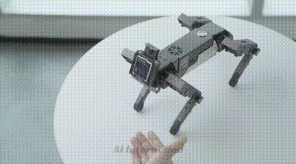 全球首款搭载机械臂的桌面级机器狗！哈工大创业团队产品XGO 2强势回归_腾讯新闻