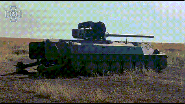 新一代“面条萝卜”！俄罗斯推出新型MGT-LB多用途两栖装甲车_腾讯新闻