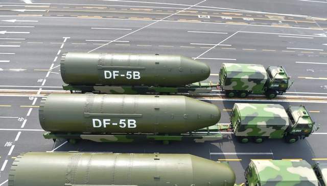 中国突然发射洲际导弹，不排除测试“东风51”，至少有2大用意？_腾讯新闻