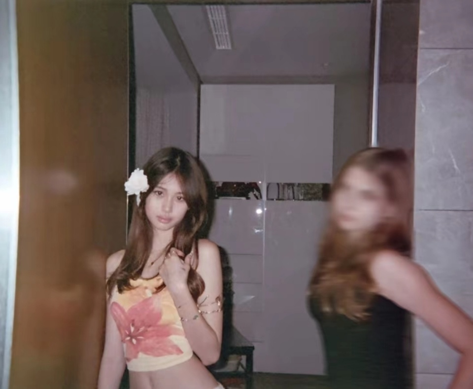 钟丽缇小女儿近照曝光，14岁考拉穿辣妹装成熟漂亮，身高已达170 -6parkbbs.com