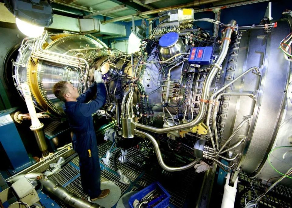 055驱逐舰GT25000燃气轮机世界第一的动力之源_腾讯新闻