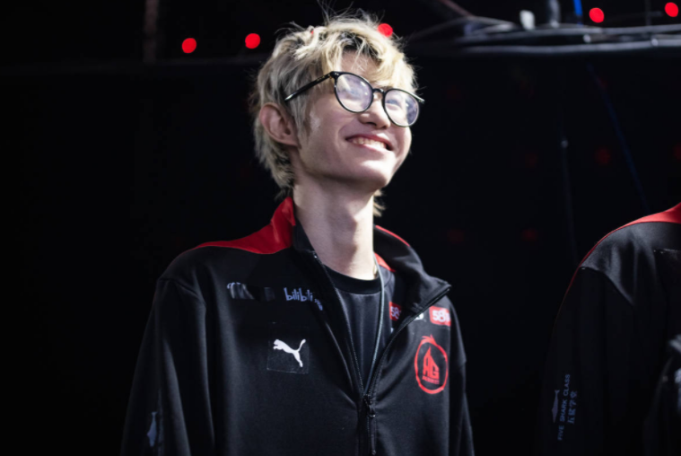 AG击败KSG，TTG横扫DYG！训练赛战绩曝光，小胖回一队基本稳了